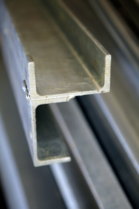 Retaining Wall 90° Channel Galvanised - Robot Building Supplies