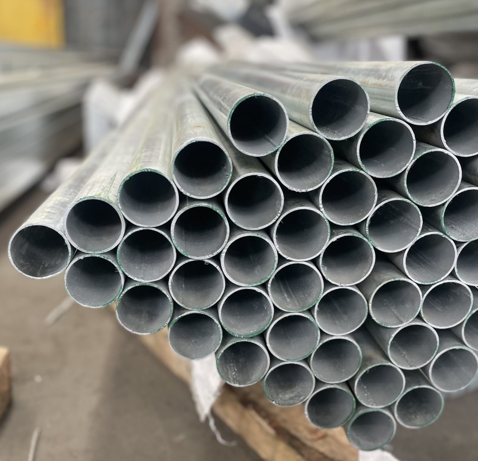 40NB (48.3MM O/D) Plain Ended Galvanised Pipe 6.5M - Robot Building ...